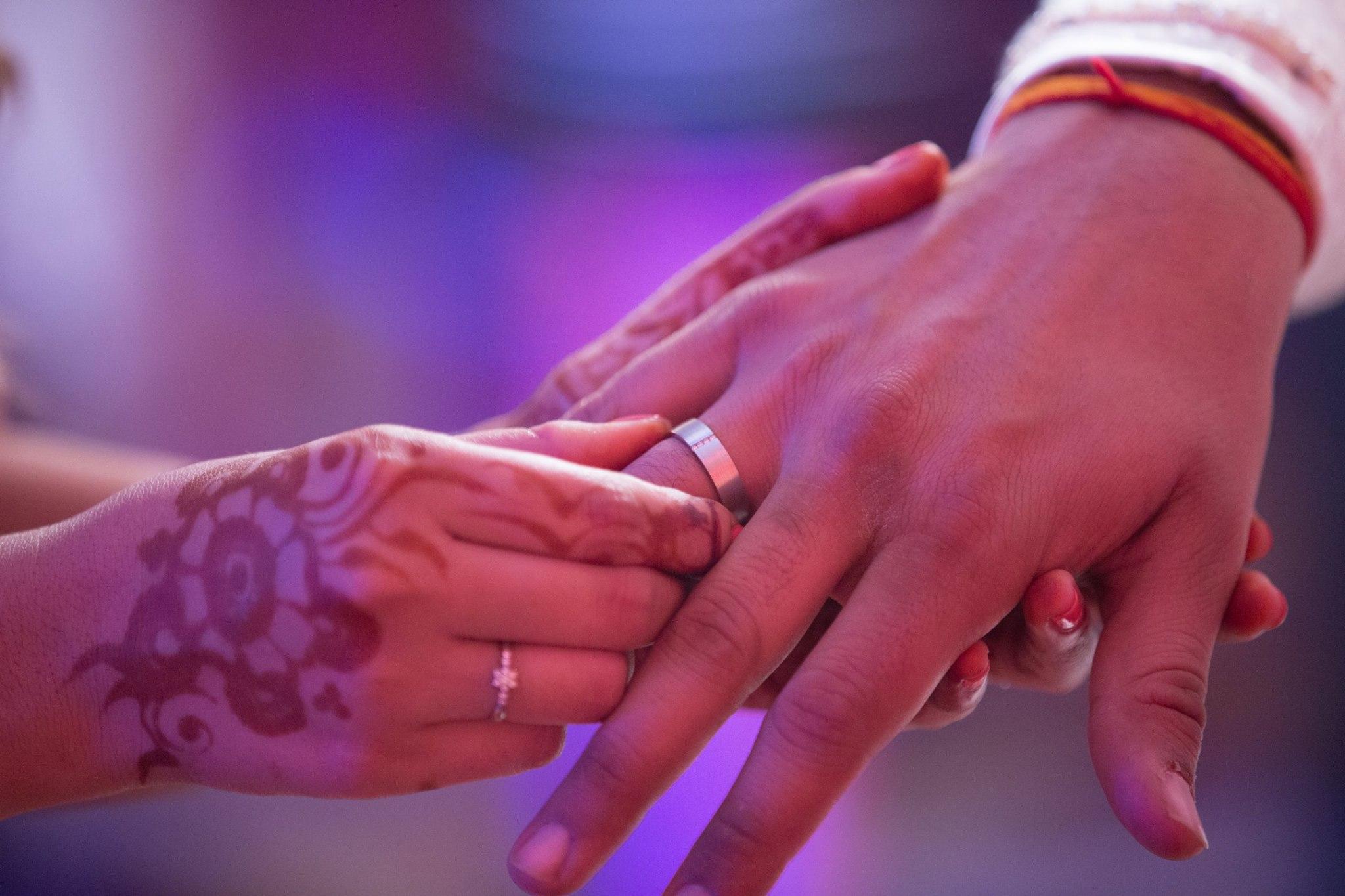 The way we love: Love across cultures – El Estoque